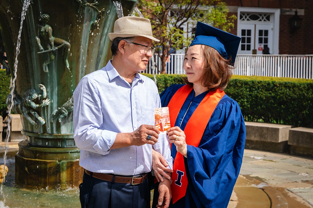 A picture perfect day | College of Liberal Arts & Sciences | Illinois